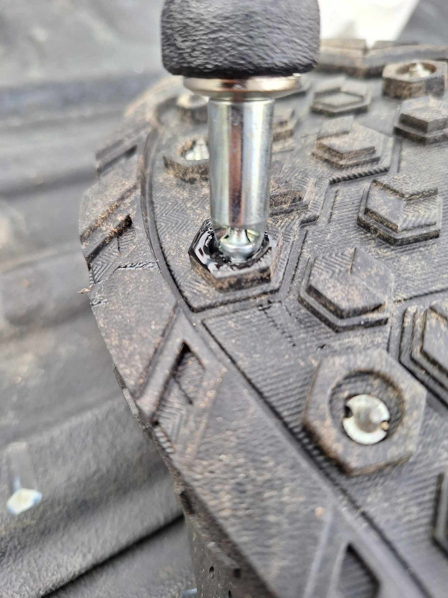 Model 3000A Wading Boot Studs – GRIP STUDS